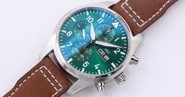 IWC アイ・ダブリュー・シー 69385ムーブメントケース径43mm サファイア水晶ガラス