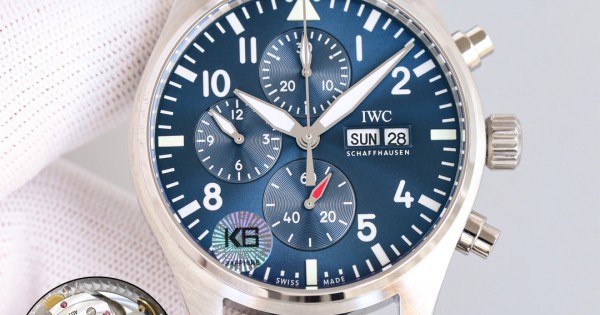 IWC アイ・ダブリュー・シー 69385ムーブメントケース径43mm サファイア水晶ガラス 全自動輸入機械ムーブメント